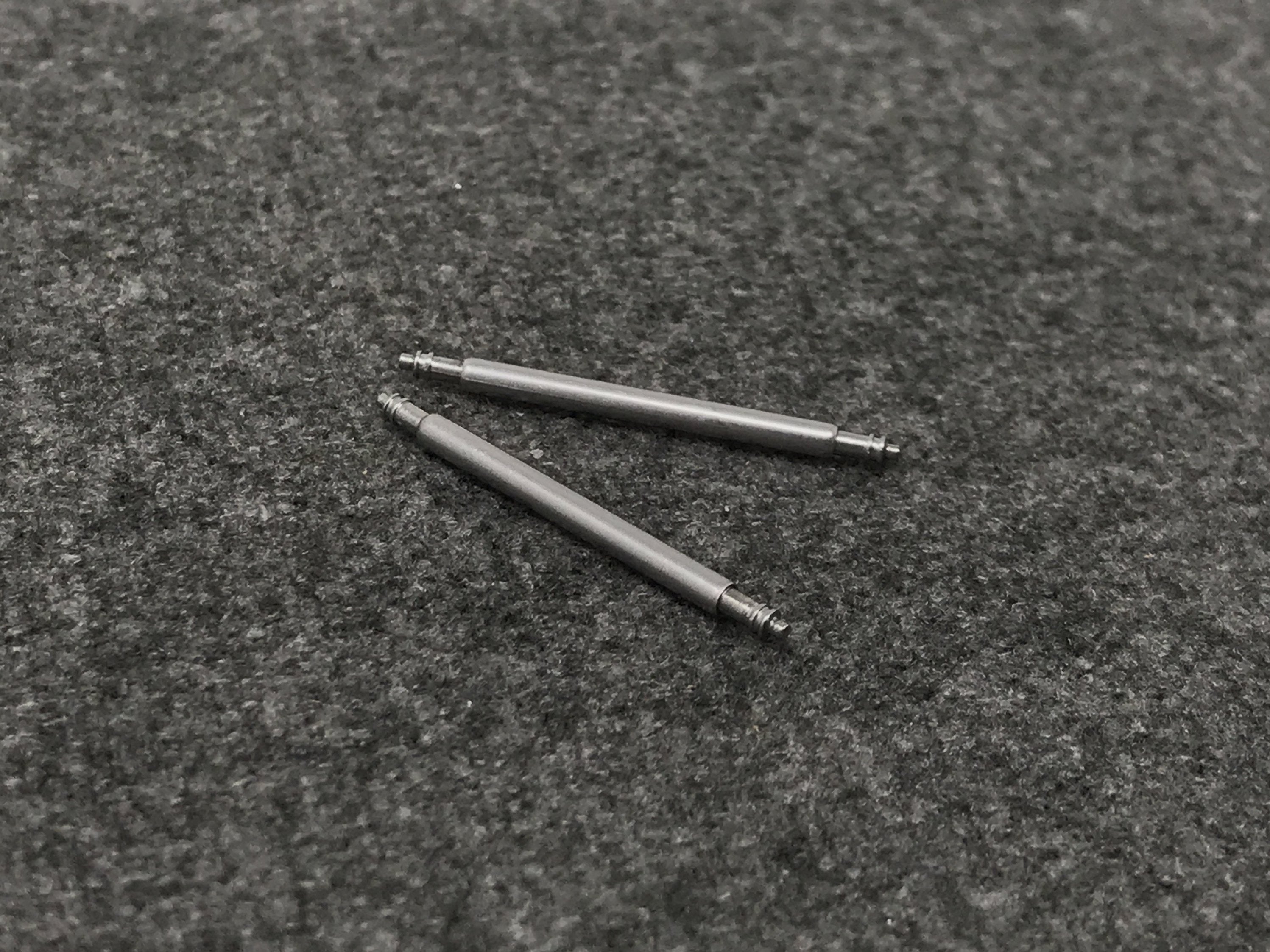 Set of Spring Bars – Threaded Leather